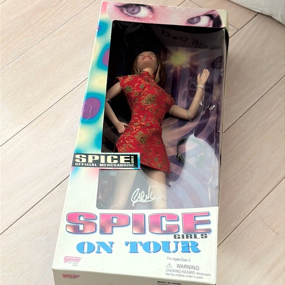 Toys | Vintage 199s Spice Girls Ginger Spice Spice It Up Barbie Doll ...